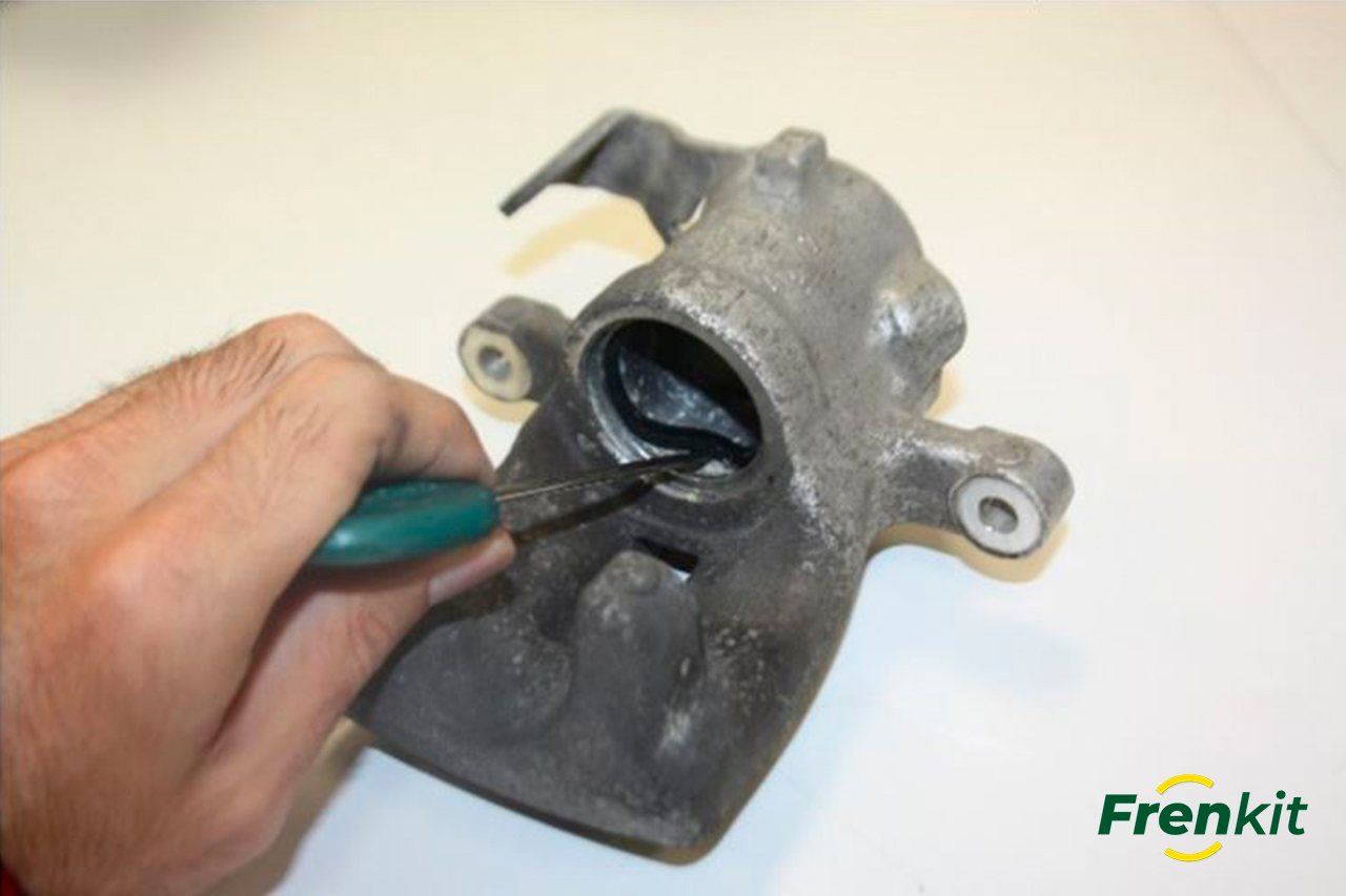 How to disassemble a brake caliper
